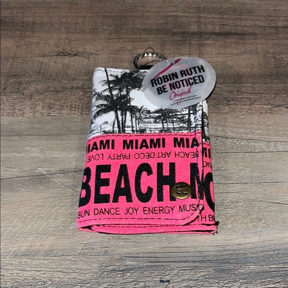 Robin Ruth | Accessories | Robin Ruth Miami Beach Wallet | Poshmark